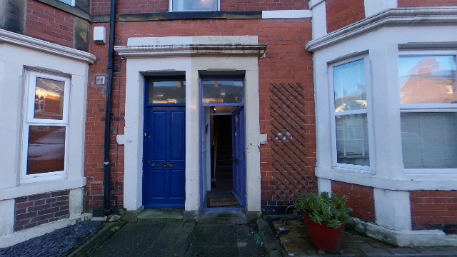 4 Ashleigh Grove - Walton Robinson Ltd